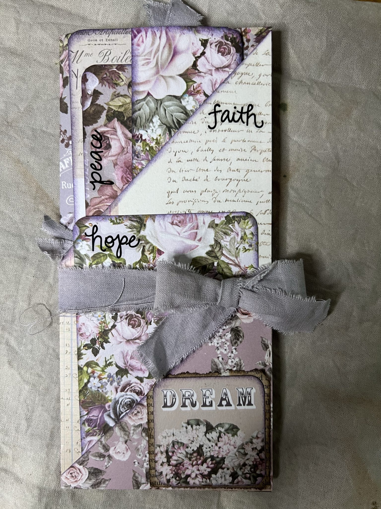 Tri-fold Pocket Folio - freely whole {living}
